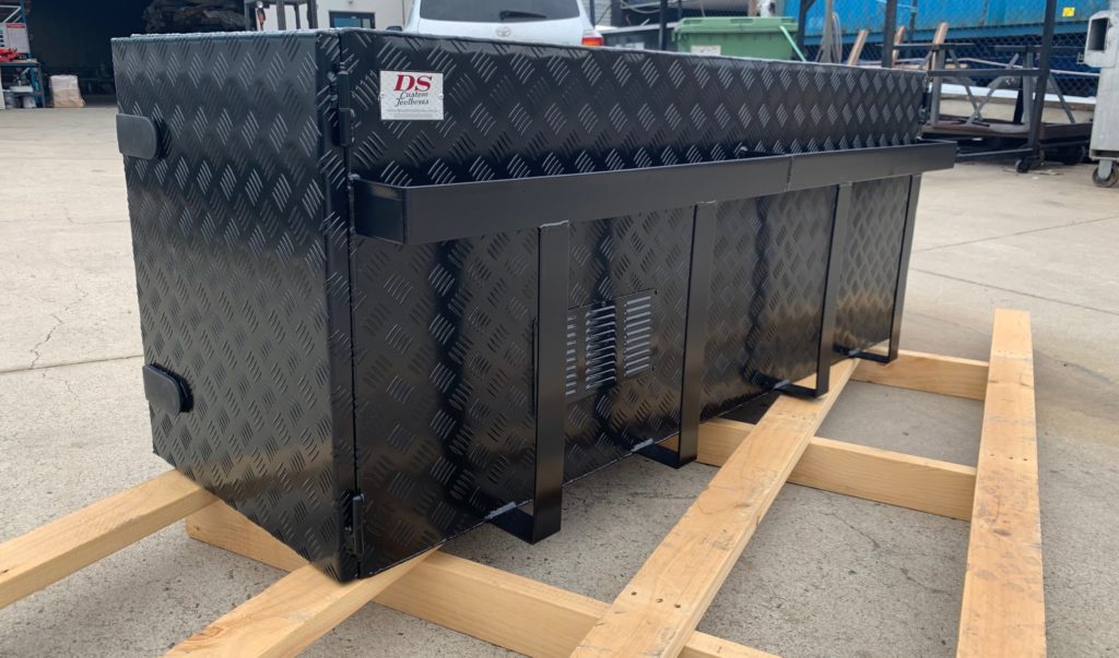 IMG_2042 - DS Custom Toolboxes